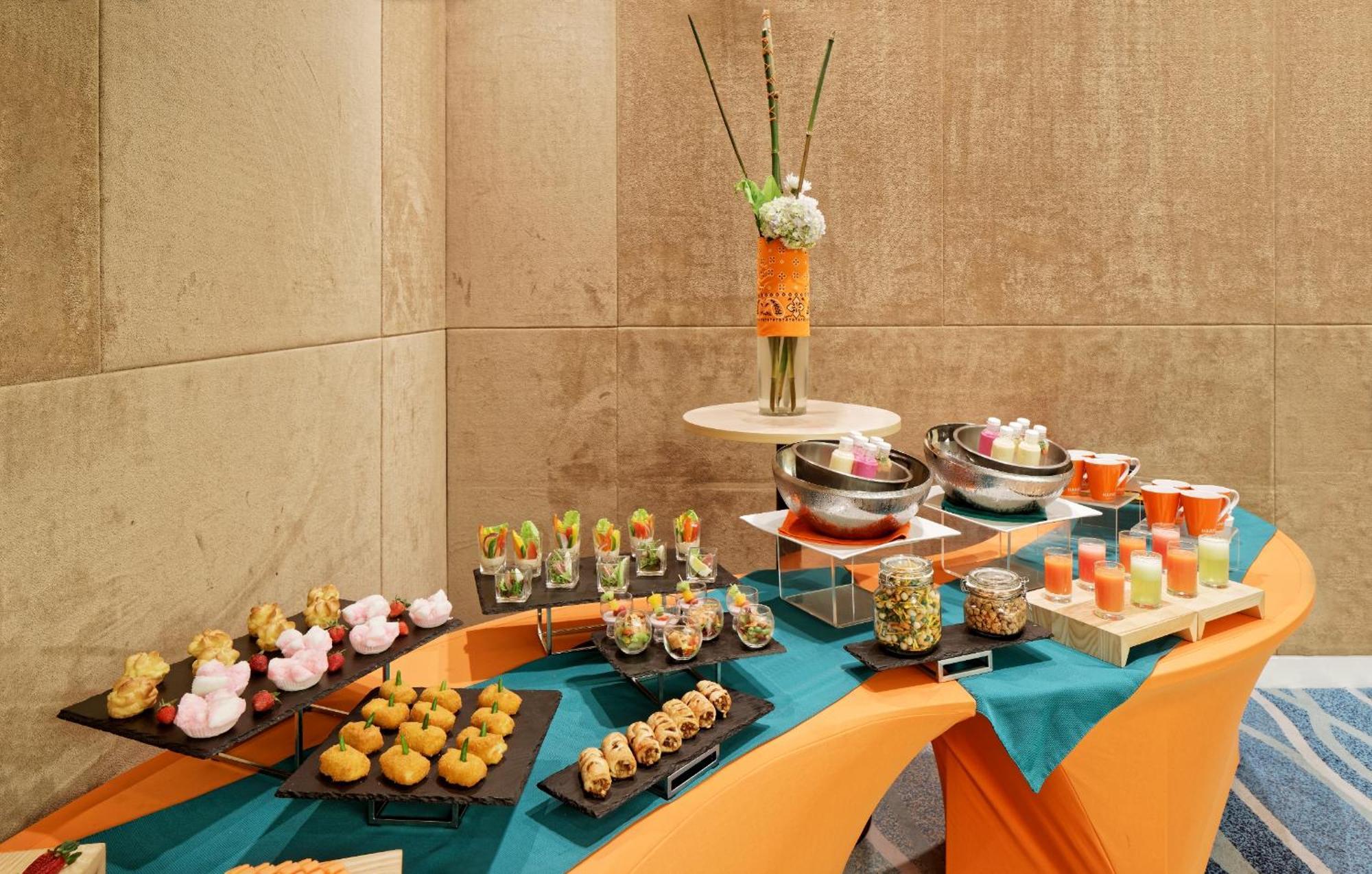 HARRIS HOTEL AND CONVENTIONS KELAPA GADING JAKARTA